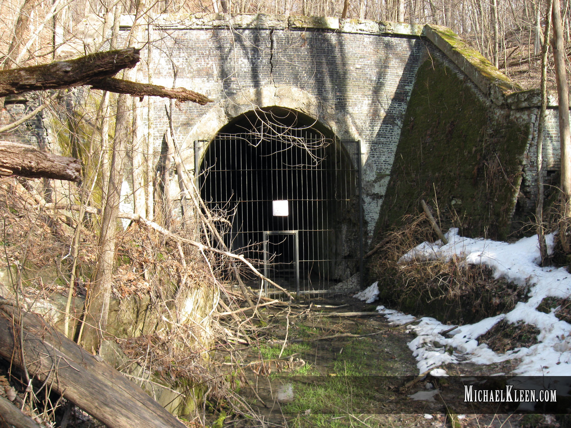 Northwestern Illinois’ Forgotten Winston Tunnel – M.A. Kleen