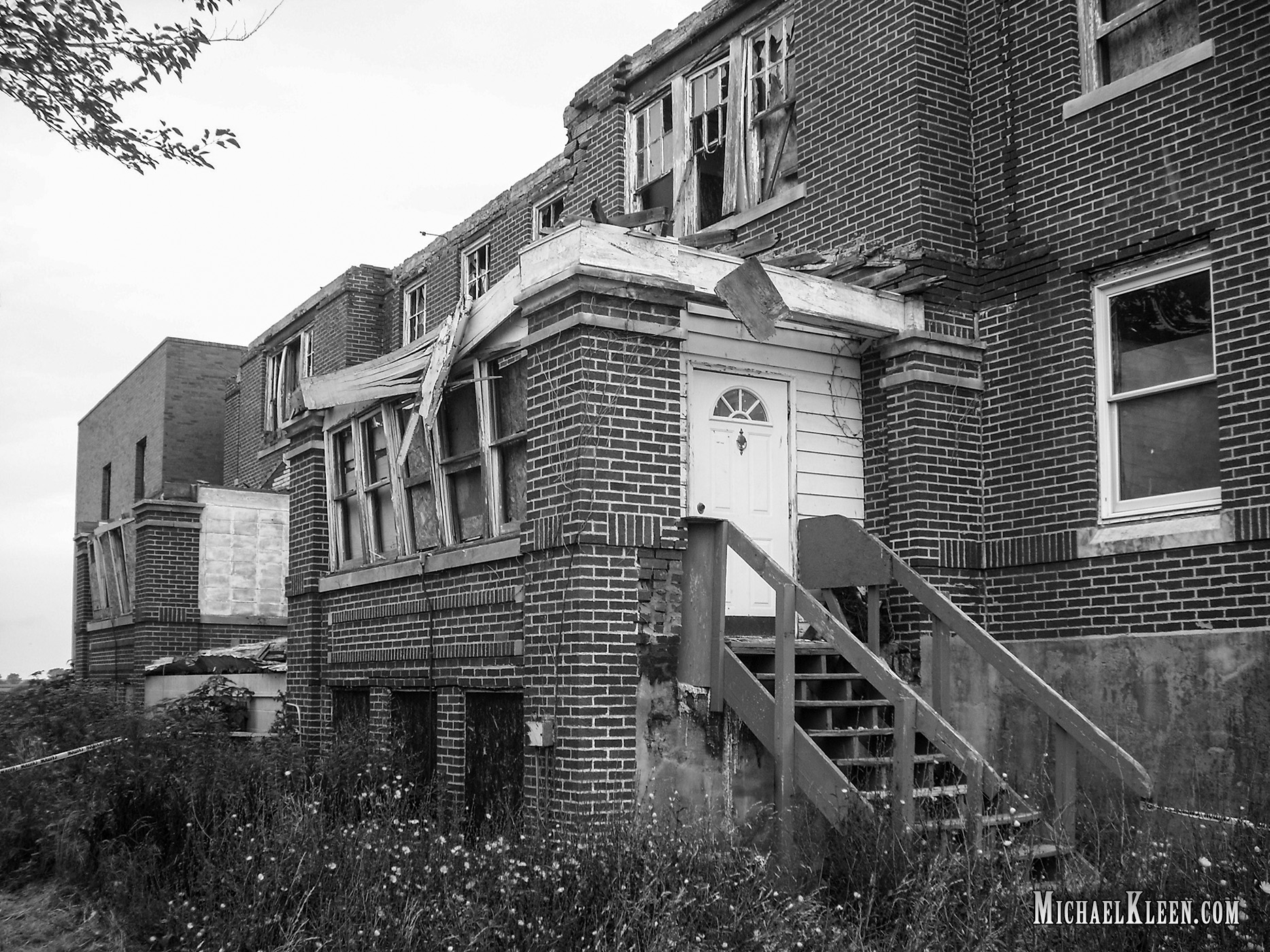 A Quick and Dirty Guide to Ashmore Estates – M.A. Kleen