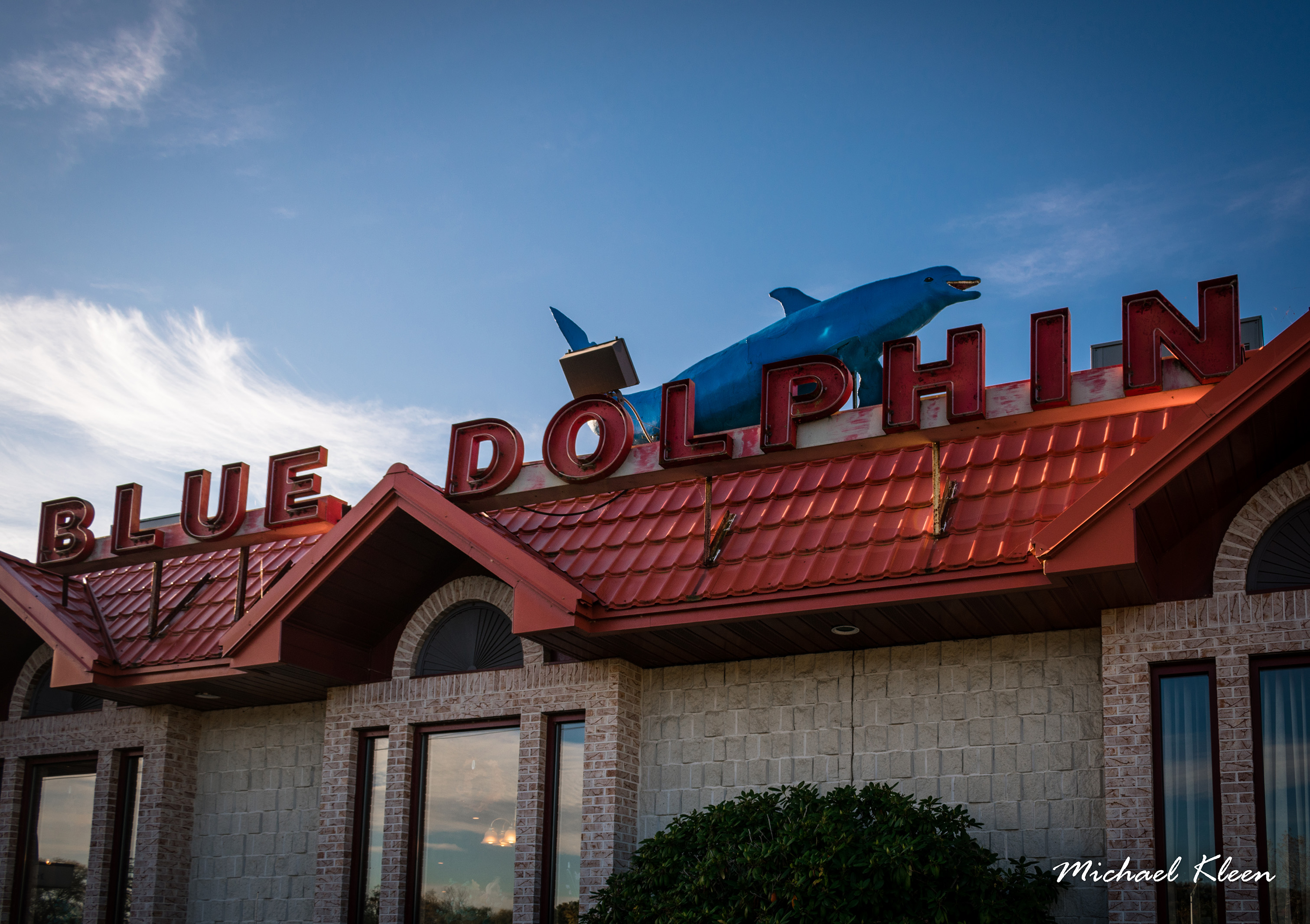 All-American Diner Tour: Blue Dolphin Diner in Apalachin, New York – M ...