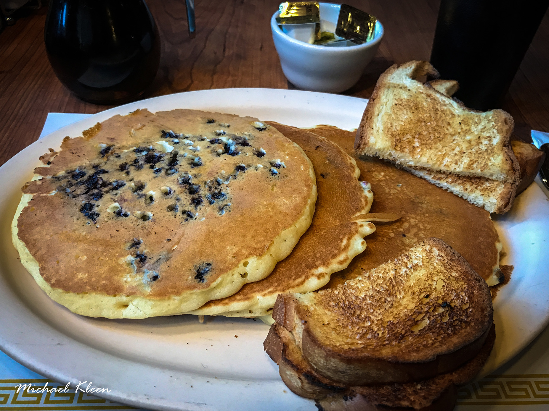 All-American Diner Tour: Blue Dolphin Diner in Apalachin, New York – M ...