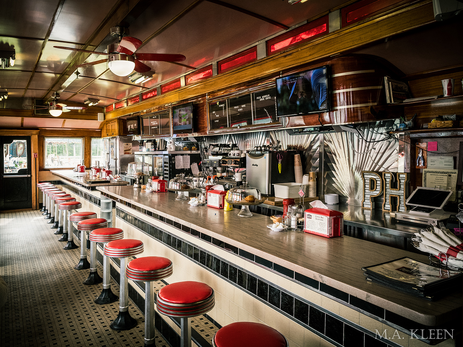 Diners Through the Decades: 1940s – M.A. Kleen