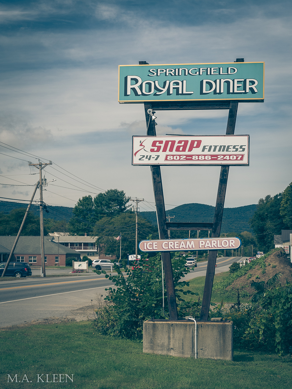 Springfield Royal Diner in Springfield, Vermont. Photo by Michael Kleen ...