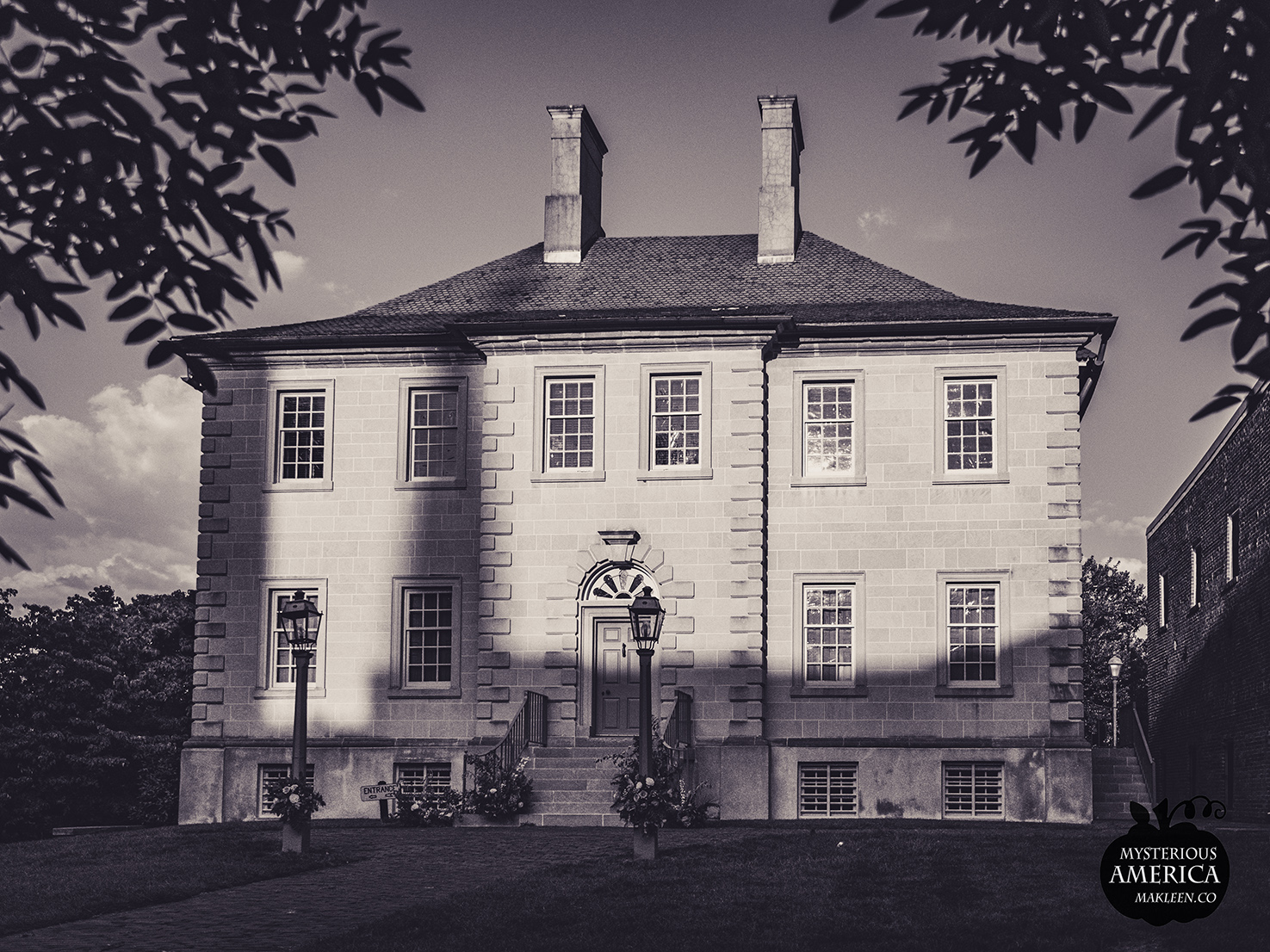 The Falling Ghosts of Carlyle House Historic Park – M.A. Kleen