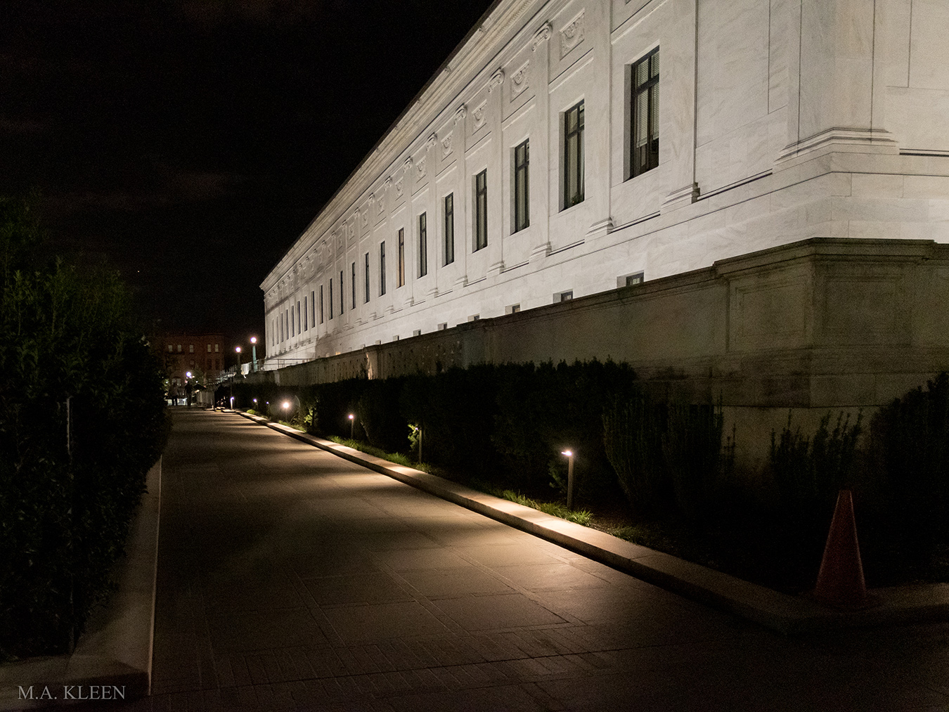 Scary DC Tours Shows an Eerie Side to Capitol Hill – M.A. Kleen