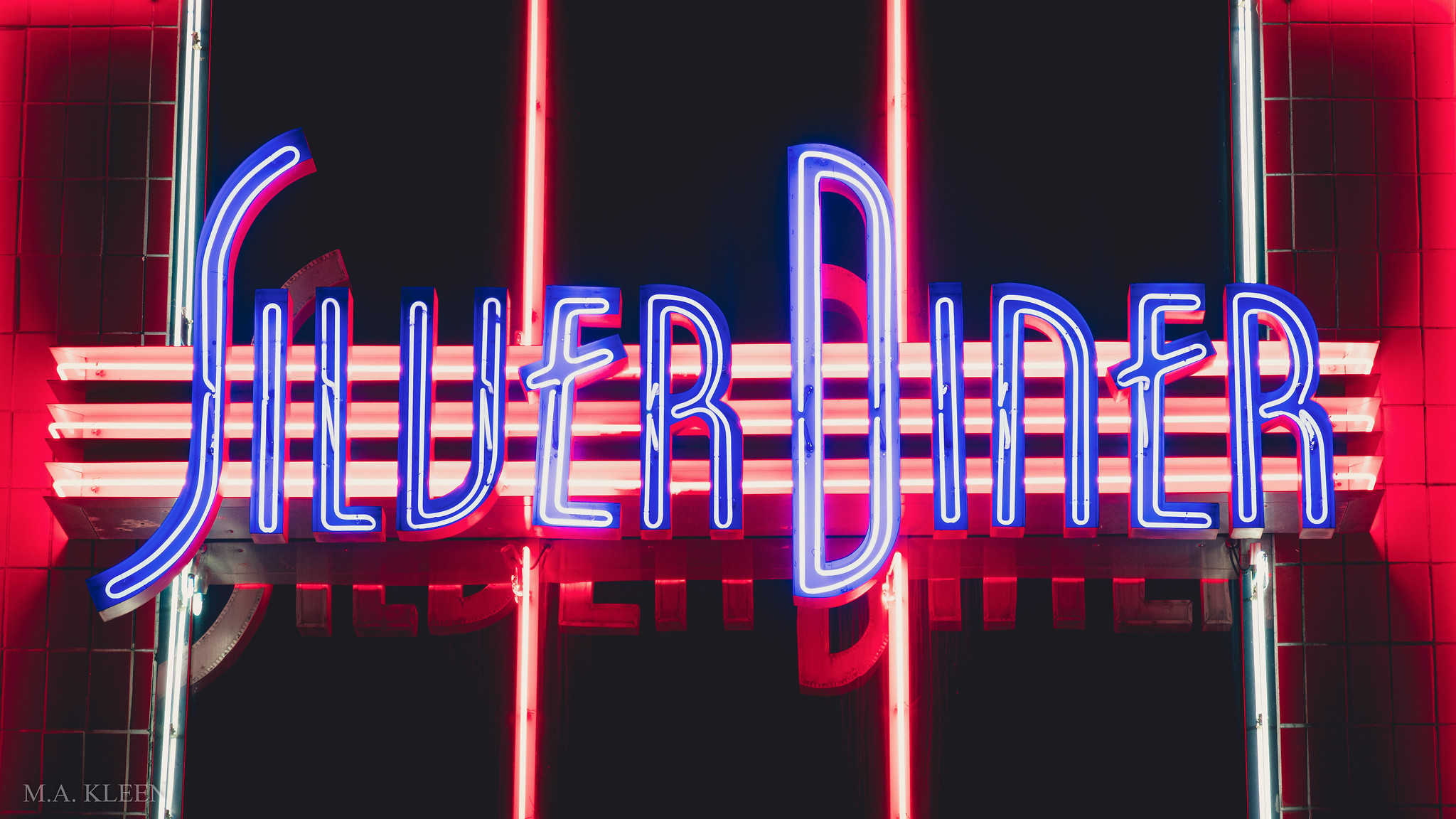 Silver Diner Neon Sign – M.A. Kleen